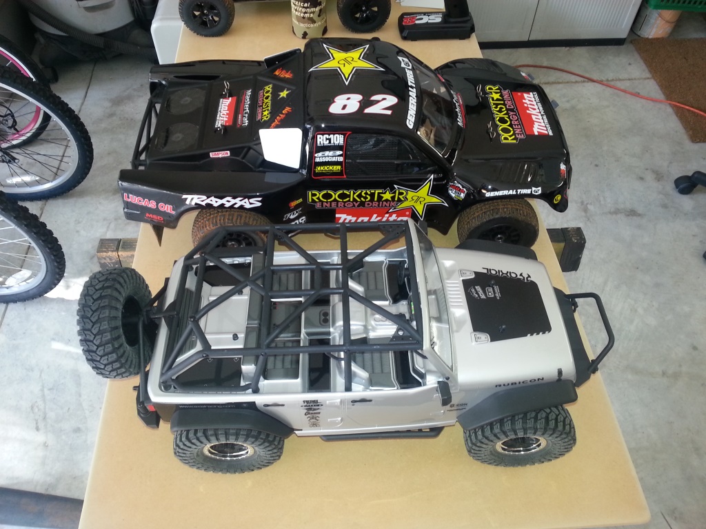 Short Course Trucks RC style!: Wife's new Axial SCX10 Jeep Wrangler ...