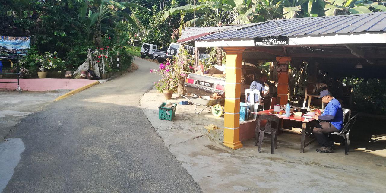 R U N N I N G: Bukit Senaling - Negeri Sembilan