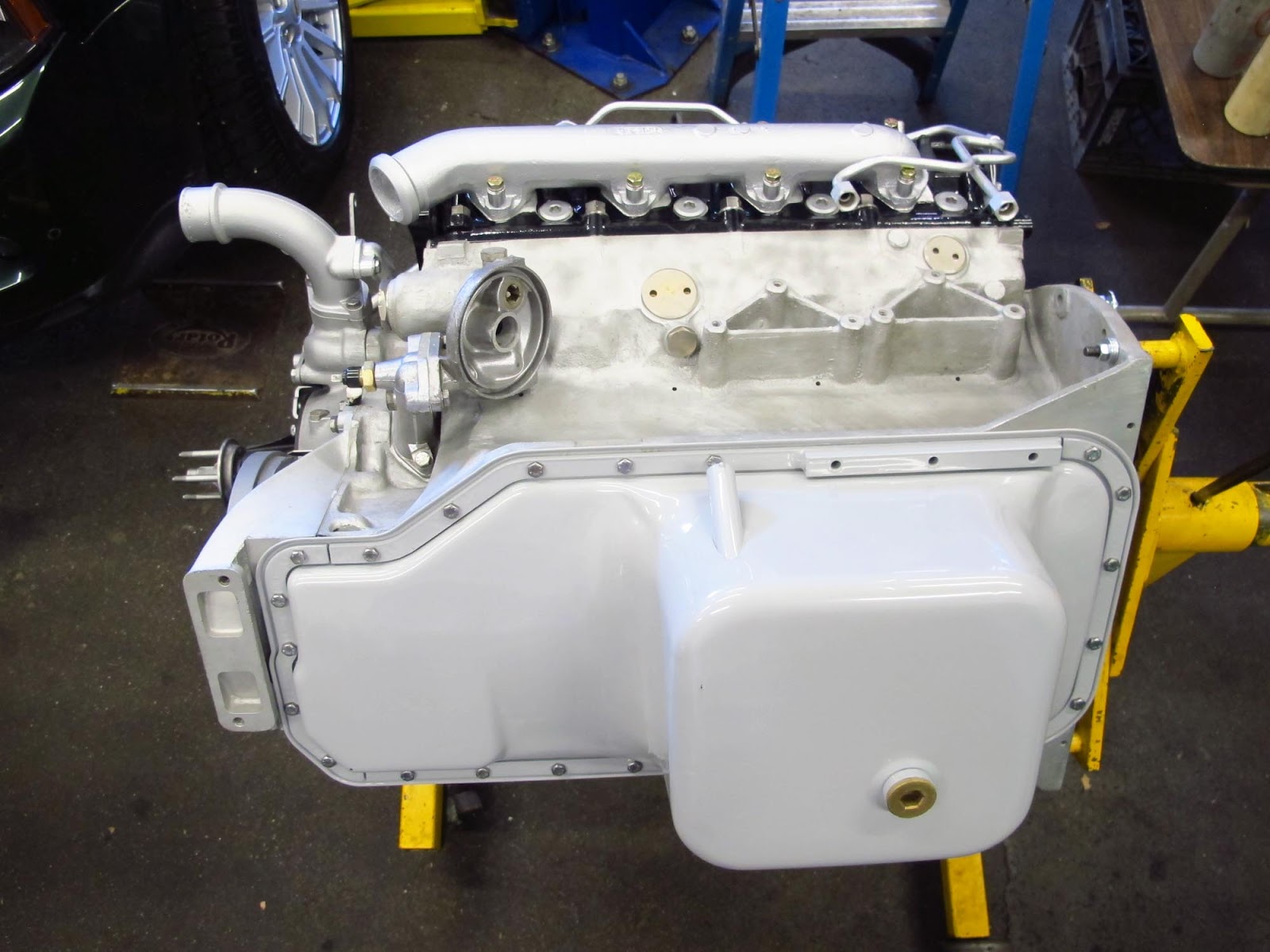 Rebuilding a Crewe Bentley or Rolls-Royce V8 engine - JE Robison ...