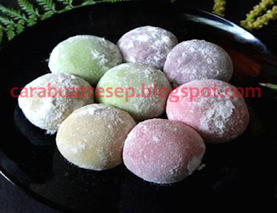 Cara Menciptakan Permen Bola Susu Warna Warni