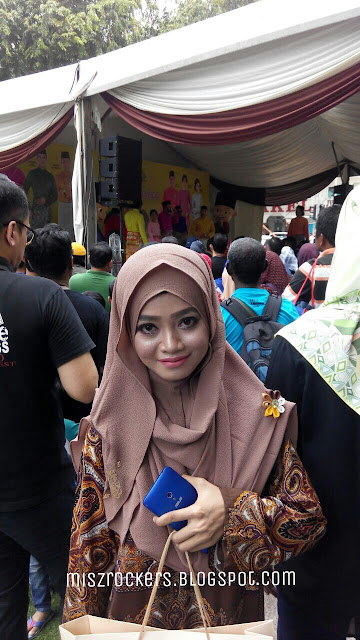 MERIAHNYA RAYA BERSAMA JAKEL | Ceritera Si Gadis Biru