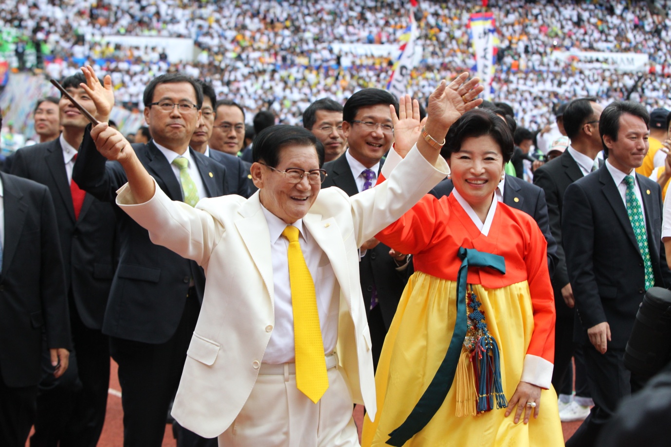 MANNAM:Love&Peace: Recalling Lee Man Hee's Cornerstone of Peace on the ...