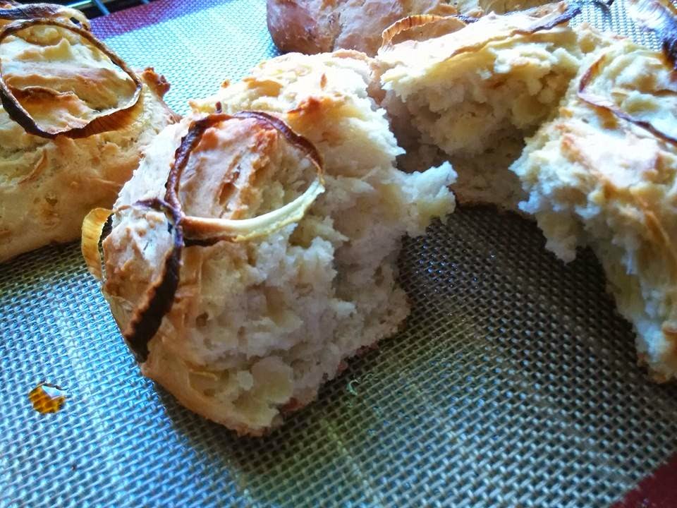 Los Girasoles de Chus.: PAN DE CEBOLLA