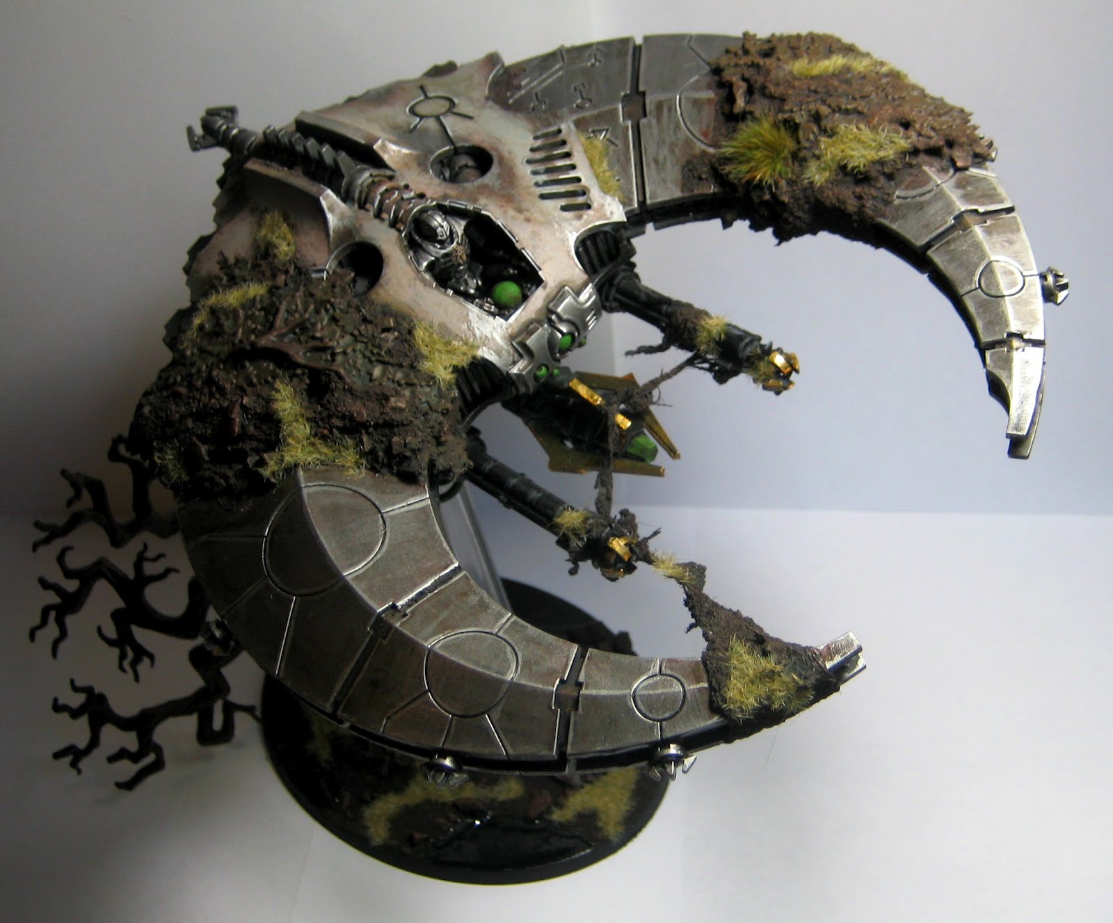 Zen 40K: Necron Doomscythe