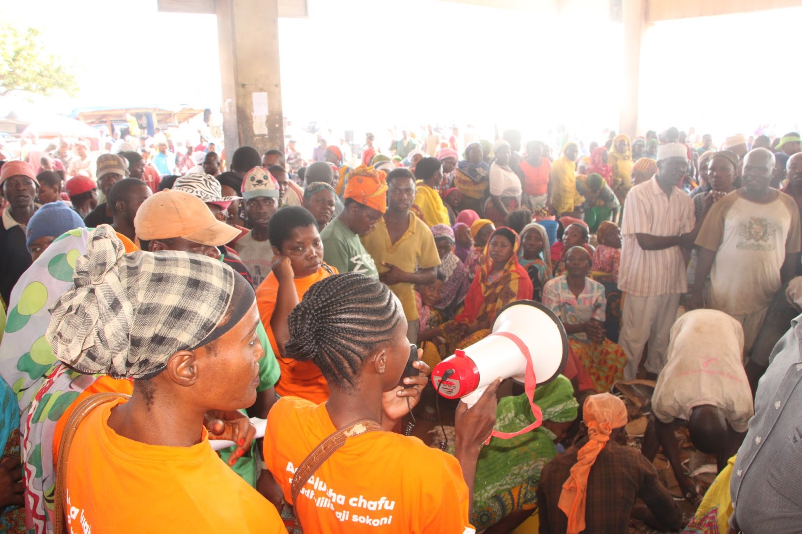 WAFANYABIASHARA SOKO LA KIMATAIFA LA SAMAKI LA FERI WATAKIWA KUUKATAA ...