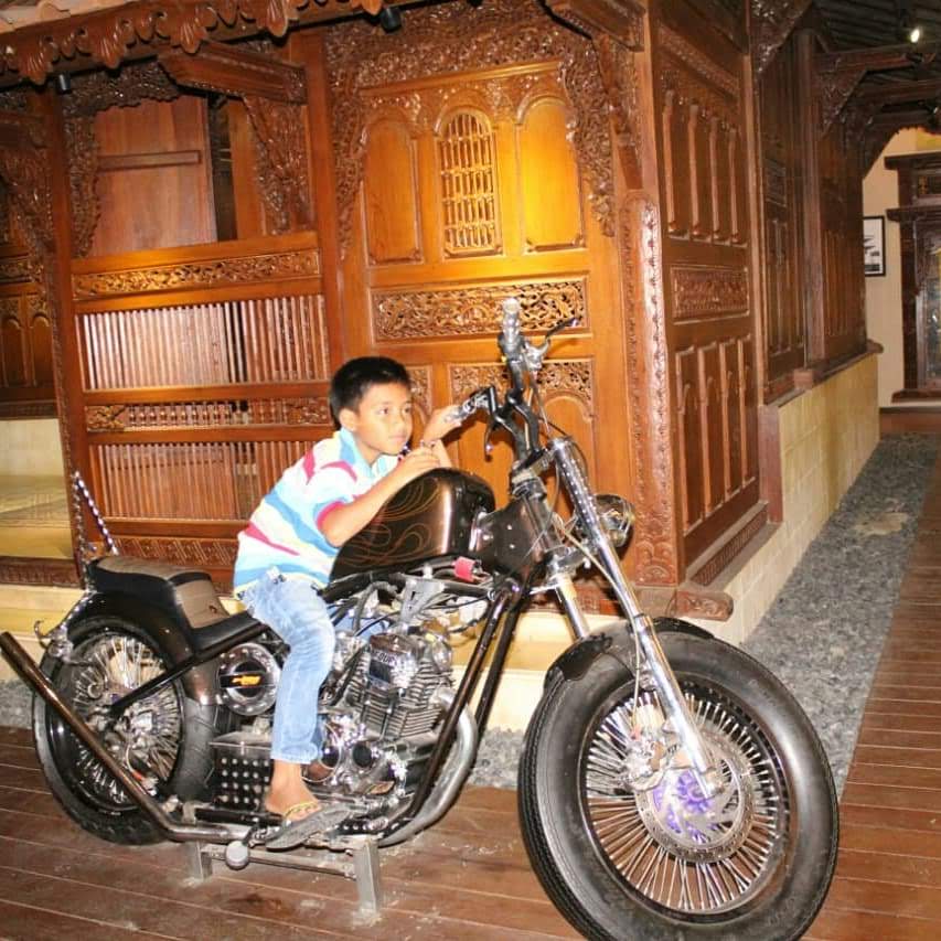 EDY SUSILO: FOTO KENANGAN