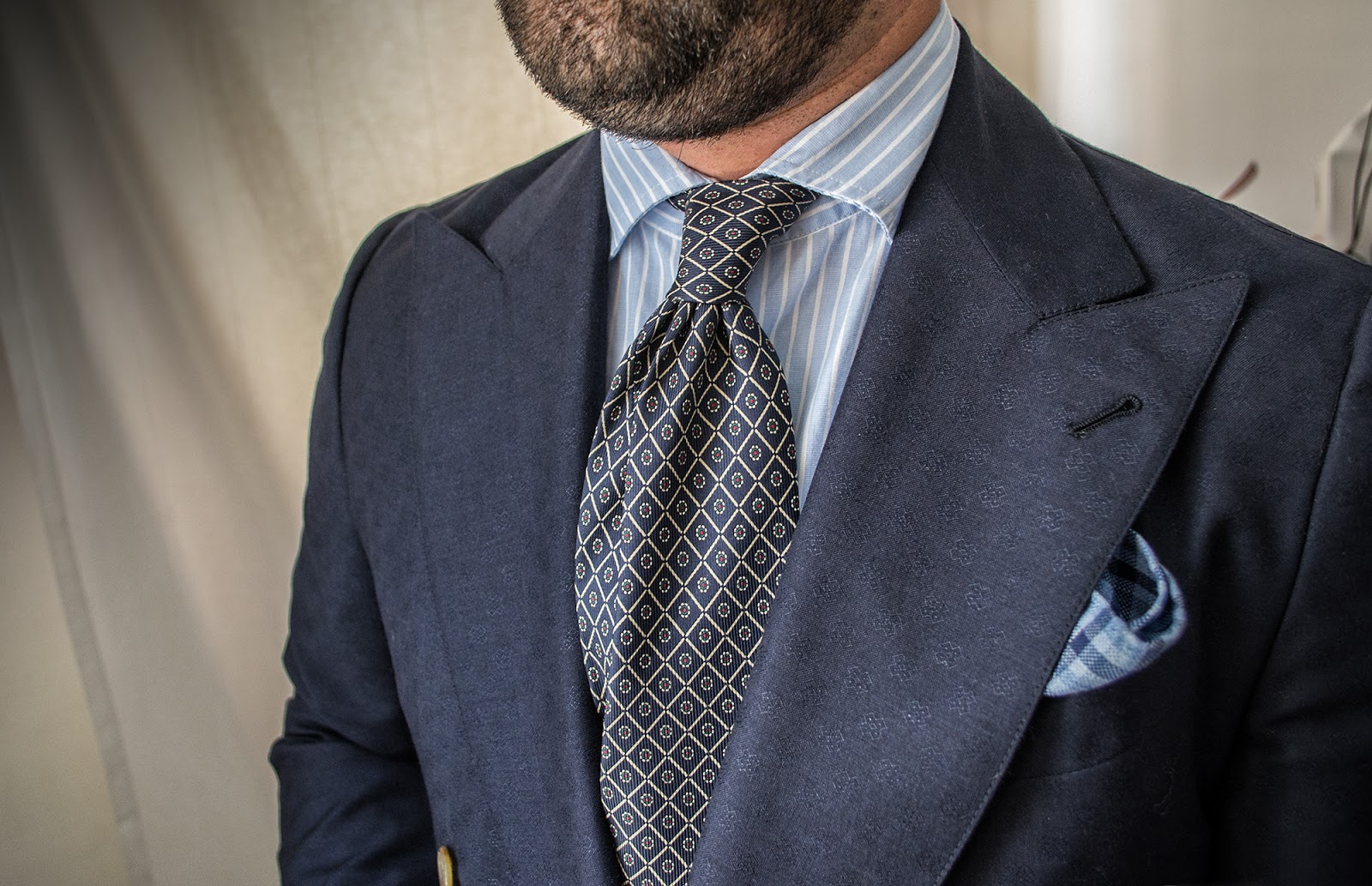 Detalles de Confección: Las Solapas. | SinAbrochar