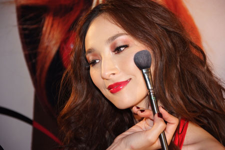 cosmatics: Mac Cosmetics Models