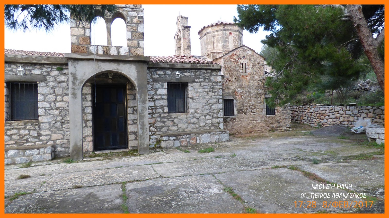 ΝΑΟΙ ΣΤΗ ΜΑΝΗ: ΜΠΡΙΚΙ, ΑΓΙΑ ΤΡΙΑΔΑ