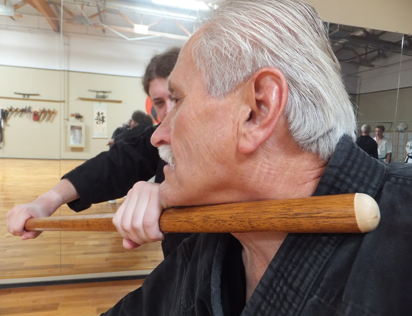 Hanbo - weapon of self-defense: Self-Defense on a Stick - the Hanbo