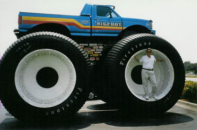 Mobil Terbesar, Mobil Raksasa paling Unik di Dunia - Kumpulan Gambar ...