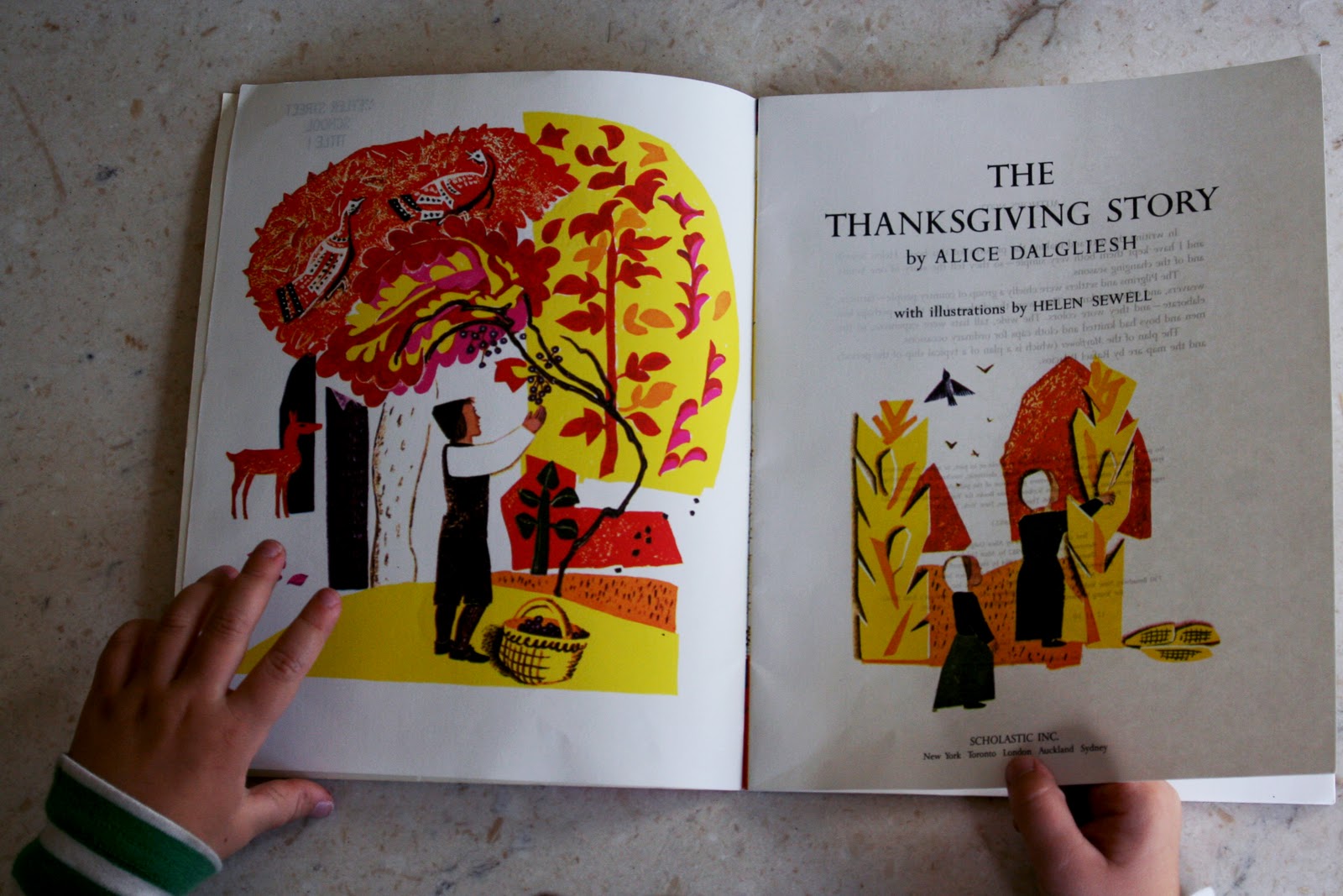 Picnics in the Park: Thanksgiving Week! Our Favorite Thanksgiving Books