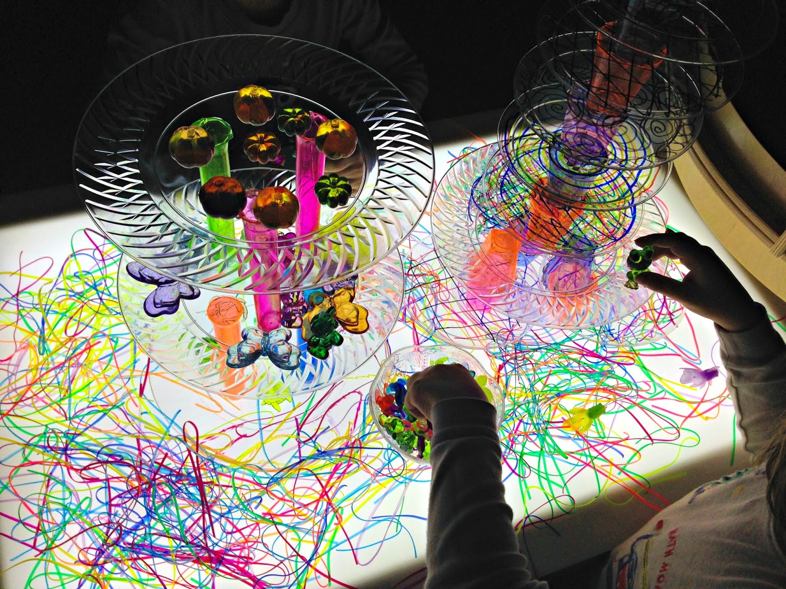 Super Easy DIY Light Table Play Towers | Homeschool and Light Tables