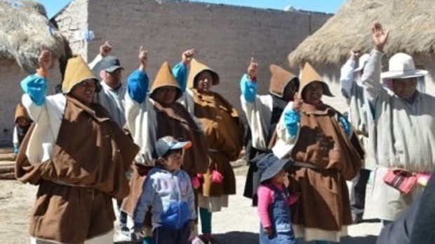 @ANBOLIVIA: URU CHIPAYA INICIA TRANSICIÓN AL AUTOGOBIERNO INDÍGENA