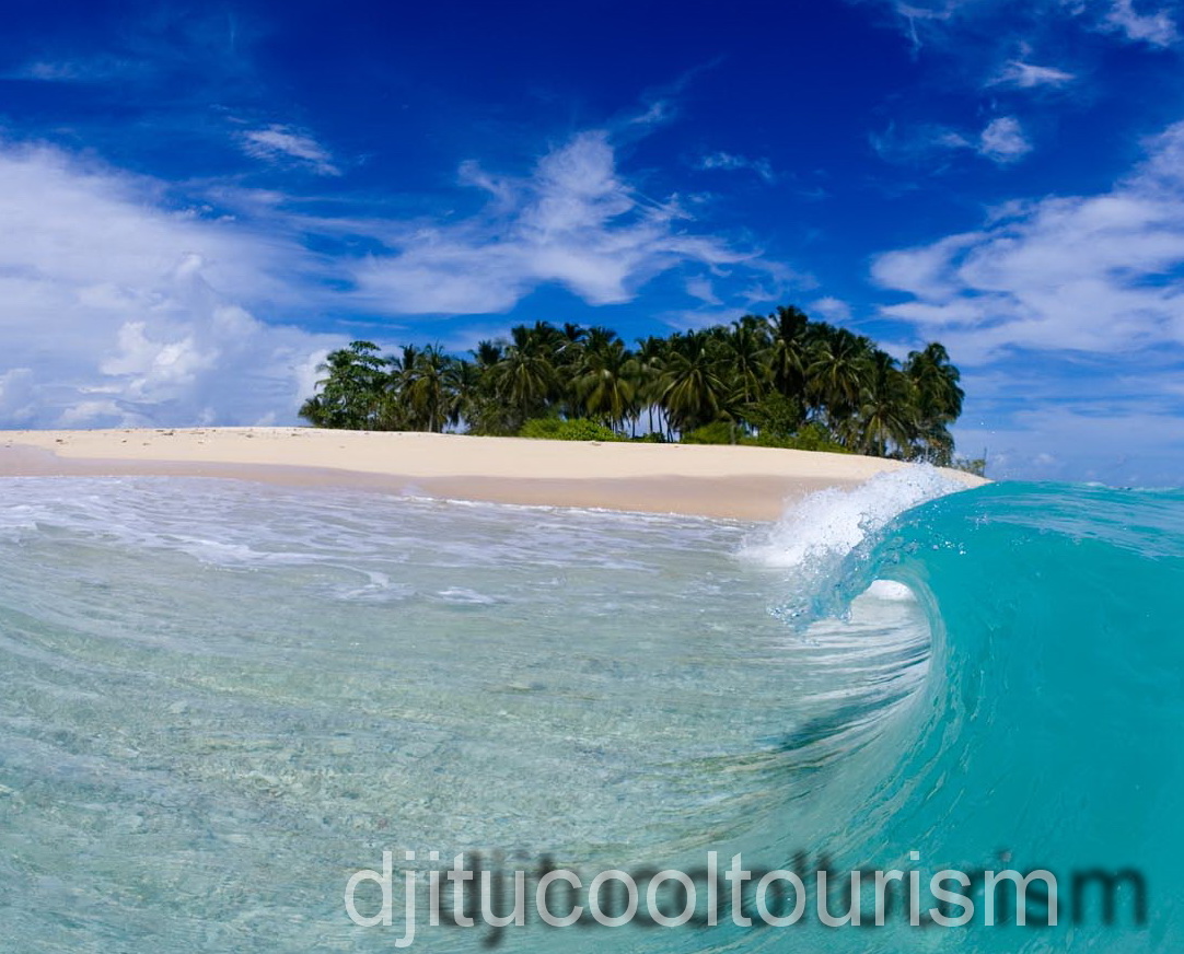 Surfing and Travel in the Mentawai Islands | Sumatera Barat ...