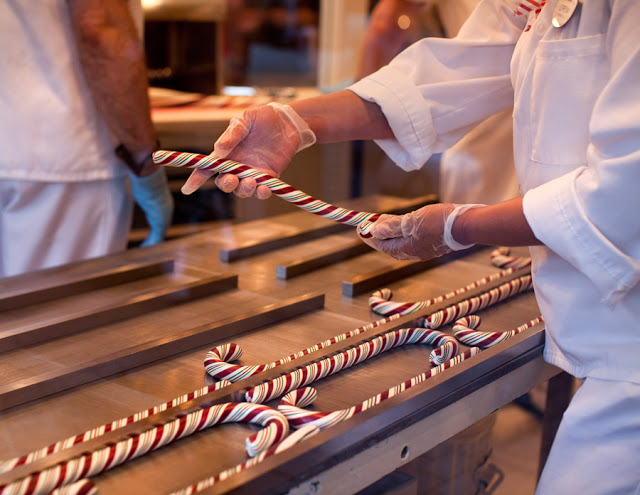 RETRO KIMMER'S BLOG: HOW CANDY CANES ARE MADE