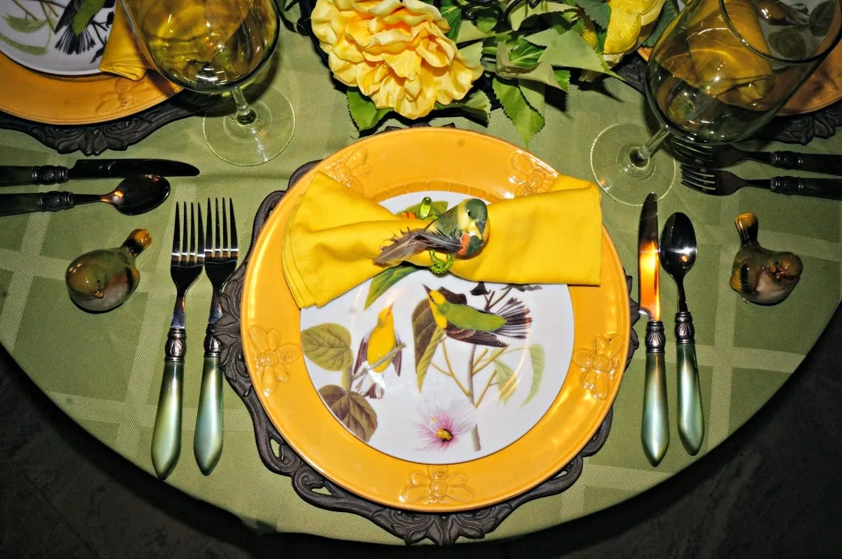 Birds With Bees Dining | Life and Linda