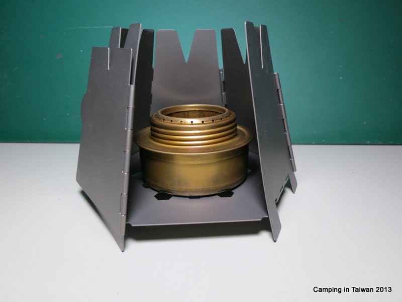 Outdoor Gadgets: Vargo Titanium Hexagon Wood Stove