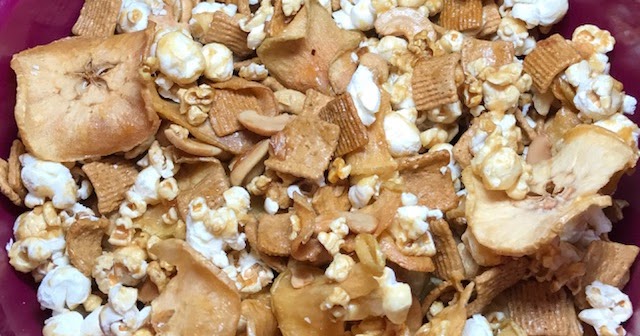 Michele's Woman Cave: Caramel Apple Snack Mix
