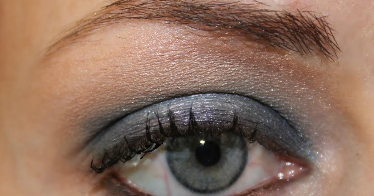 blushing basics: Eye Makeup Tutorial {Step by Step}