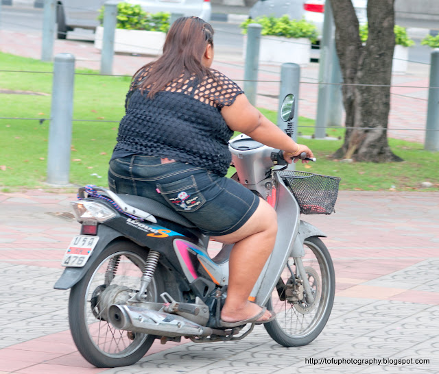 Tofu Photography: Big motorbike rider