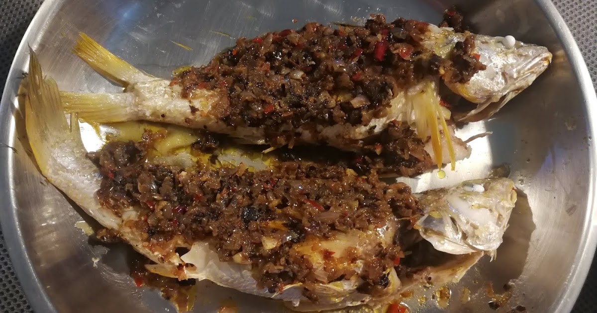 Steam Gelama Pisang (Yellow Croaker) with Salted Black Beans - Homecooking