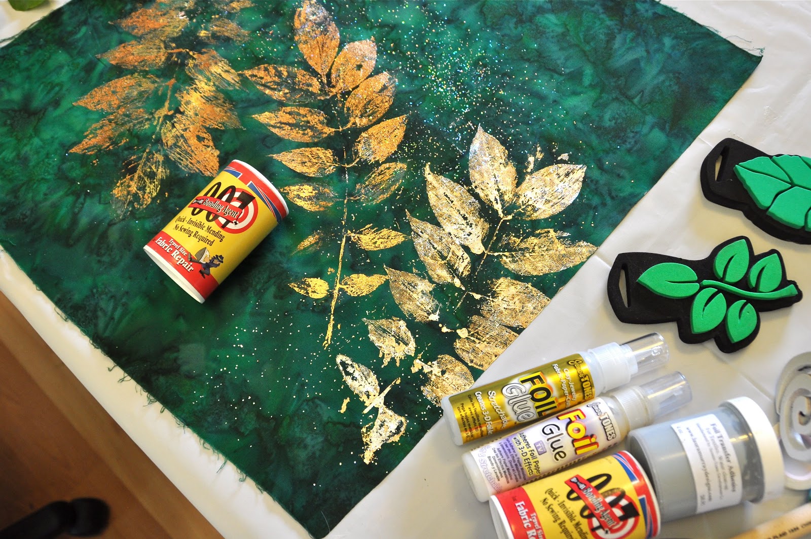 LuAnn Kessi: Foiling on Fabric......Class Prep