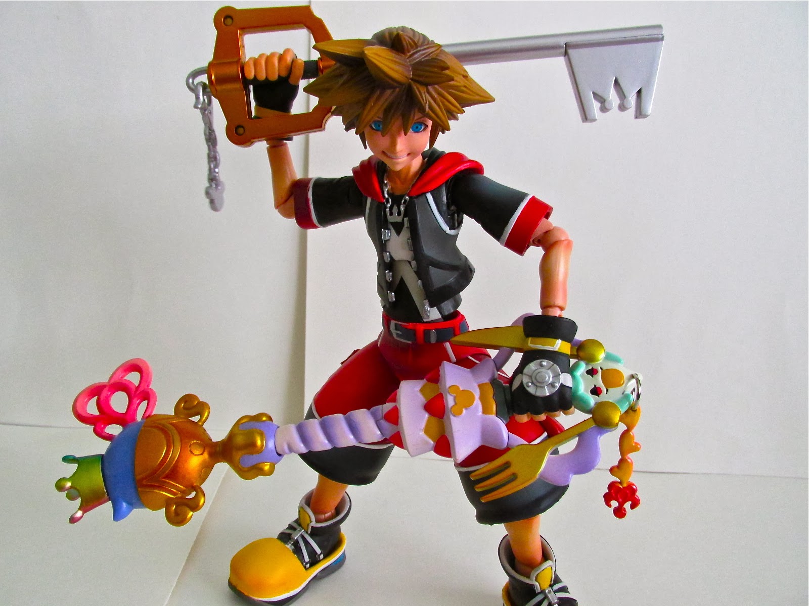 Play Arts Kai Kingdom Hearts 3D: Sora | Toy RE:action