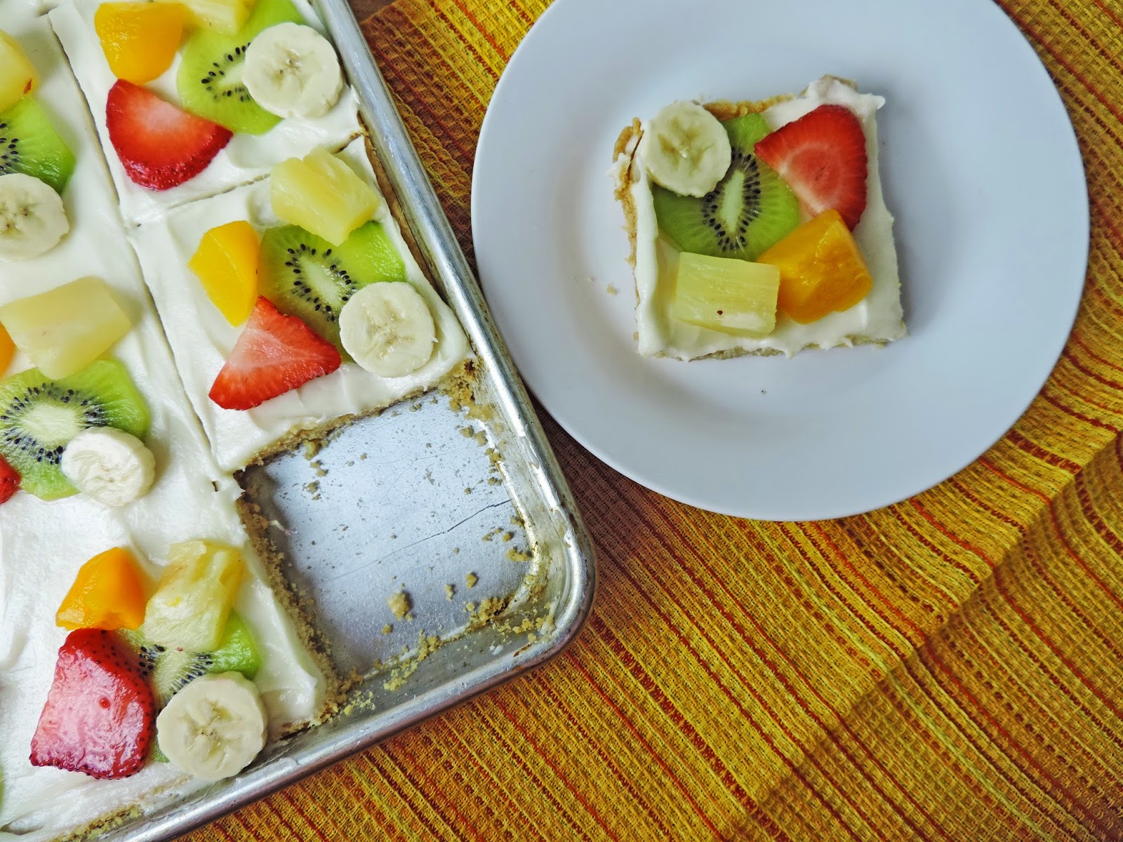 Fruit Pizza - The Kitchen Wife