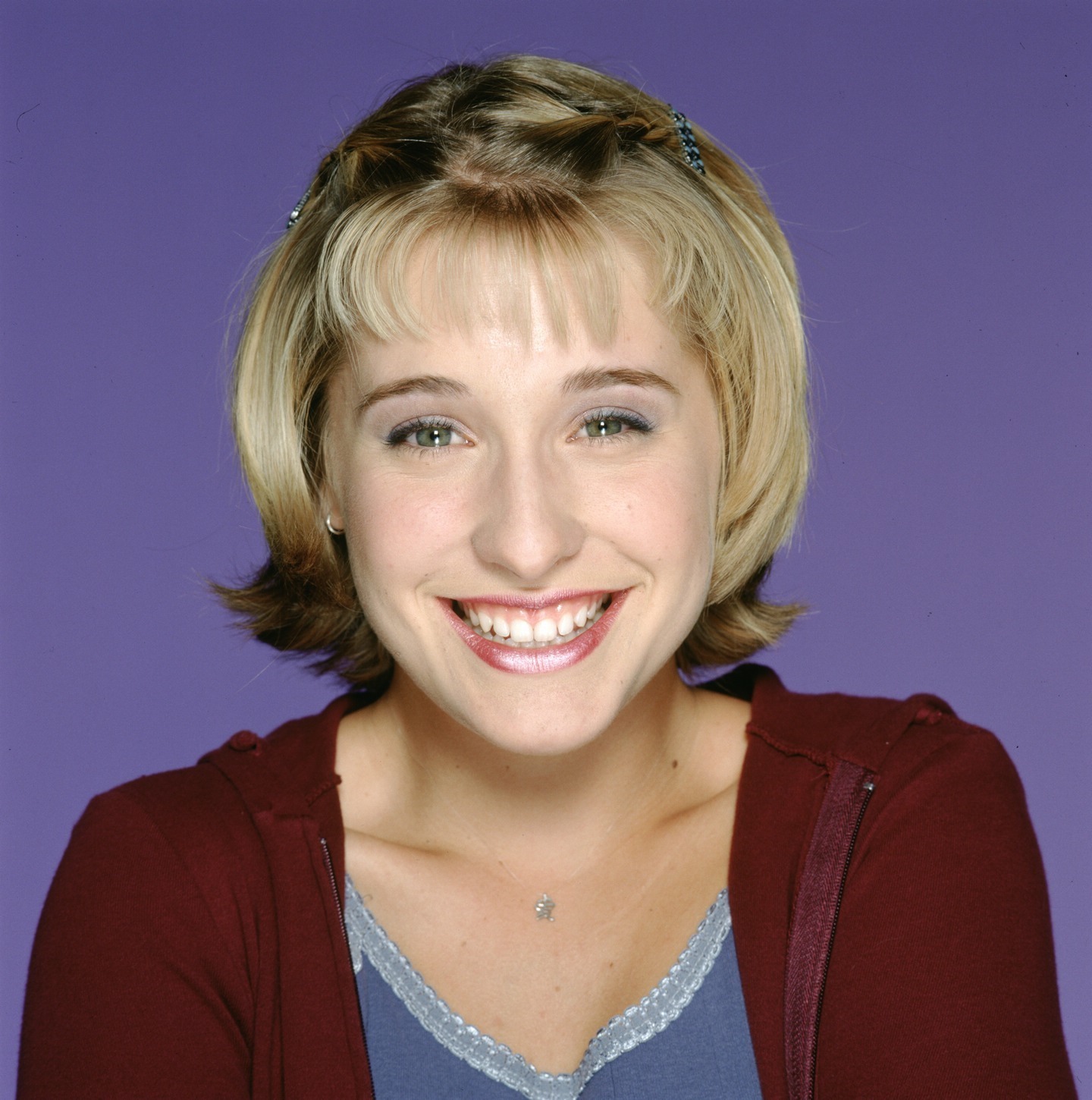 Allison Mack Photos | Tv Series Posters and Cast