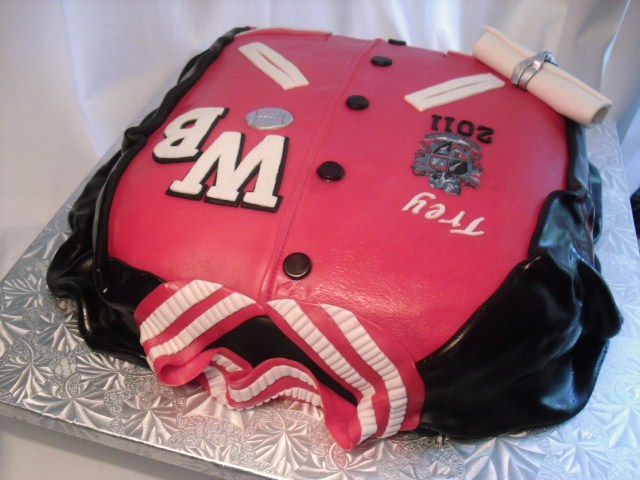 made FRESH daily: Varsity Jacket Graduation Cakes!
