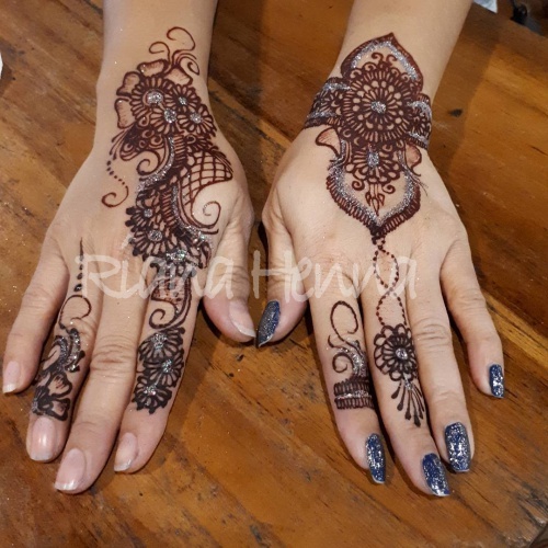 Riana Henna