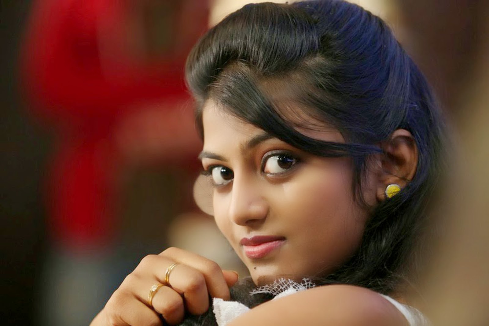 Rakshitha HD Wallpapers Download - Hot actress of South - Model and ...