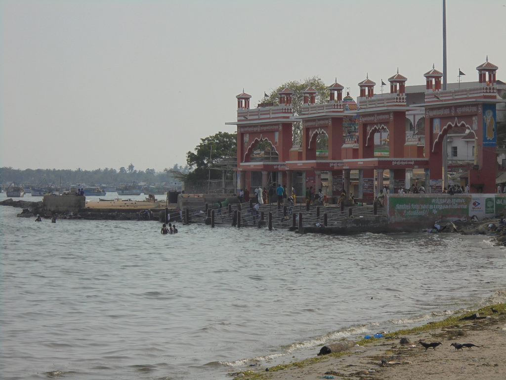 Tamilnadu Tourism: Agni Theertham, Rameshwaram, Ramanathapuram