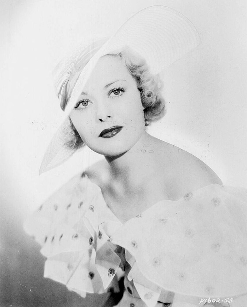 Film Noir Photos: Tracking with Closeups: Joan Marsh