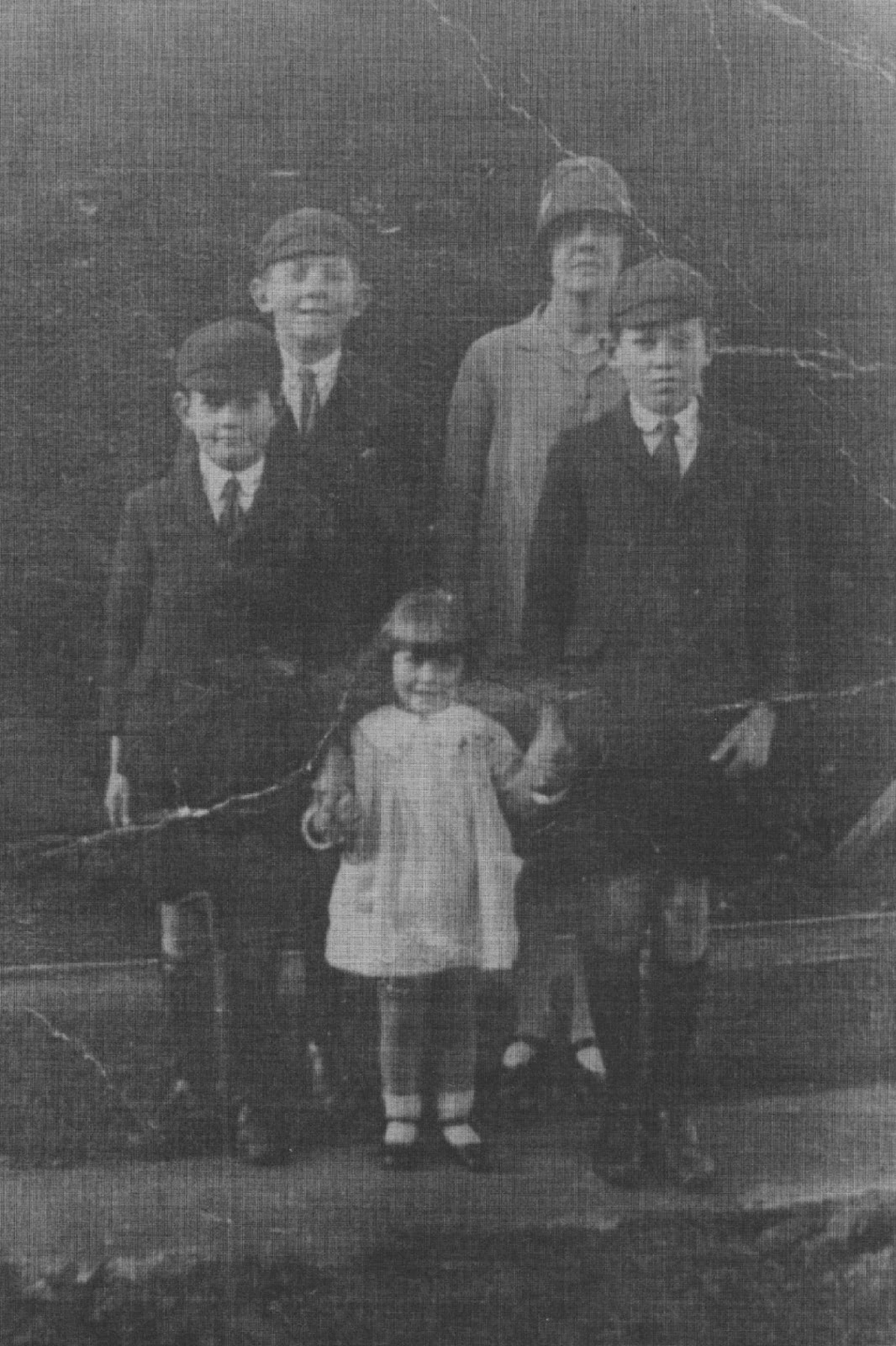 Olney Family Archives: Arthur E. & Doris G. (Moss) Olney