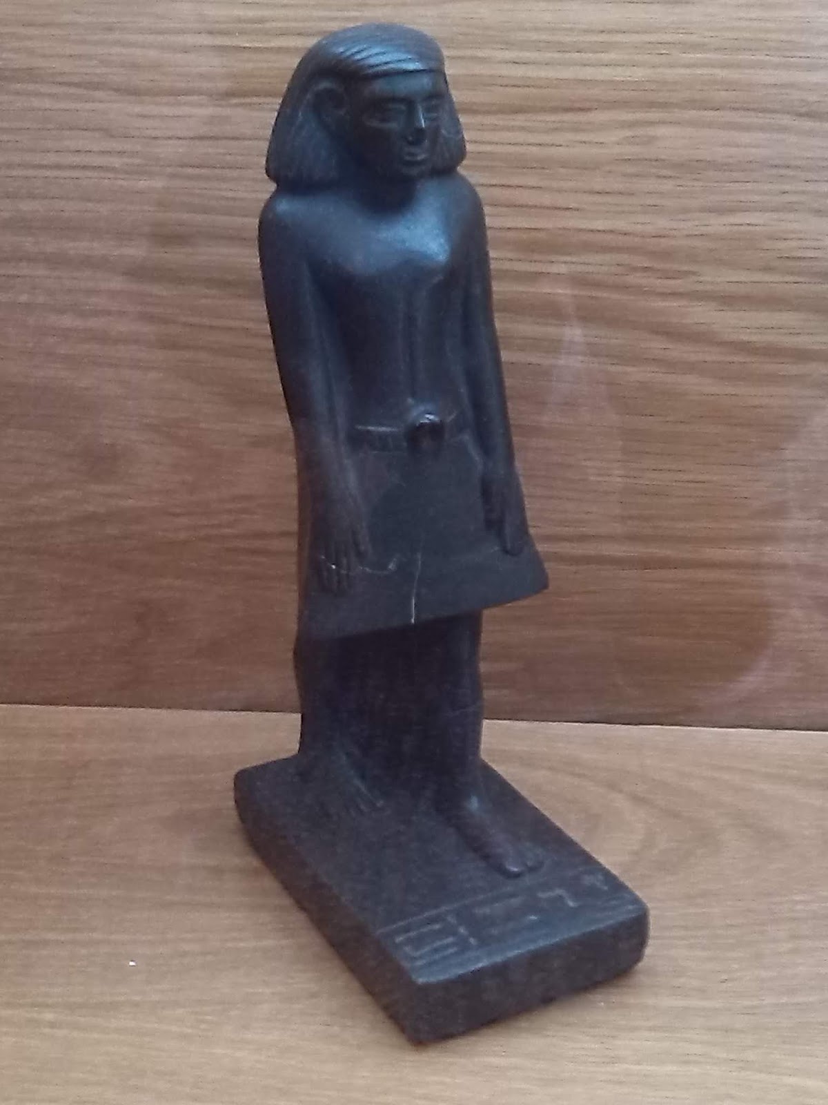 Neb-Sanu, Misteri Patung Mesir Kuno yang Bisa Bergerak - Merinding.com