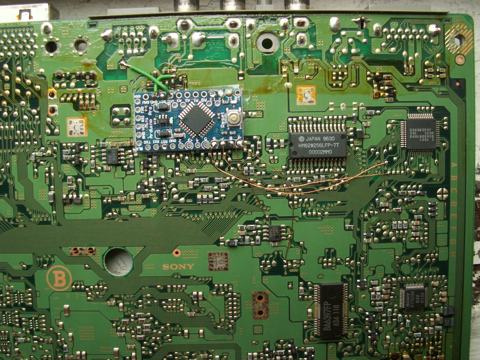 Electronic Jack: Modding my PS1 - Video switch (PSX-VX Part II)