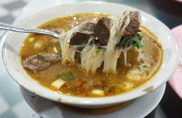 WIRAUSAHA MAKASSAR: SOP SAUDARA IRIAN ( Jl. Irian )