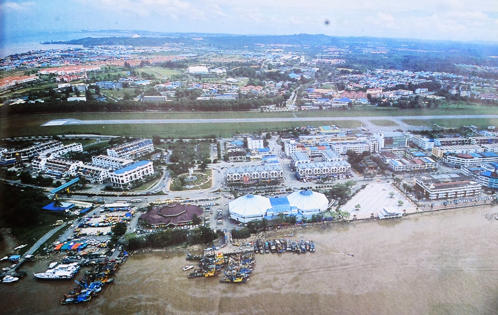 Images of Bintulu Before and Now: Bintulu town centre during third ...