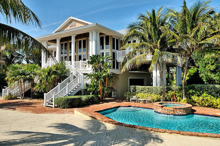 THE ABSOLUTE ESSENCE OF ELEGANT FLORIDA KEYS LIVING. Just Closed in ...