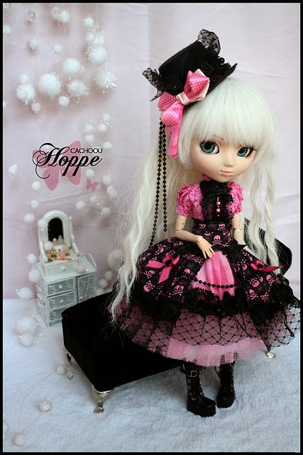 Vale da Escuridão: Bonecas Pullip