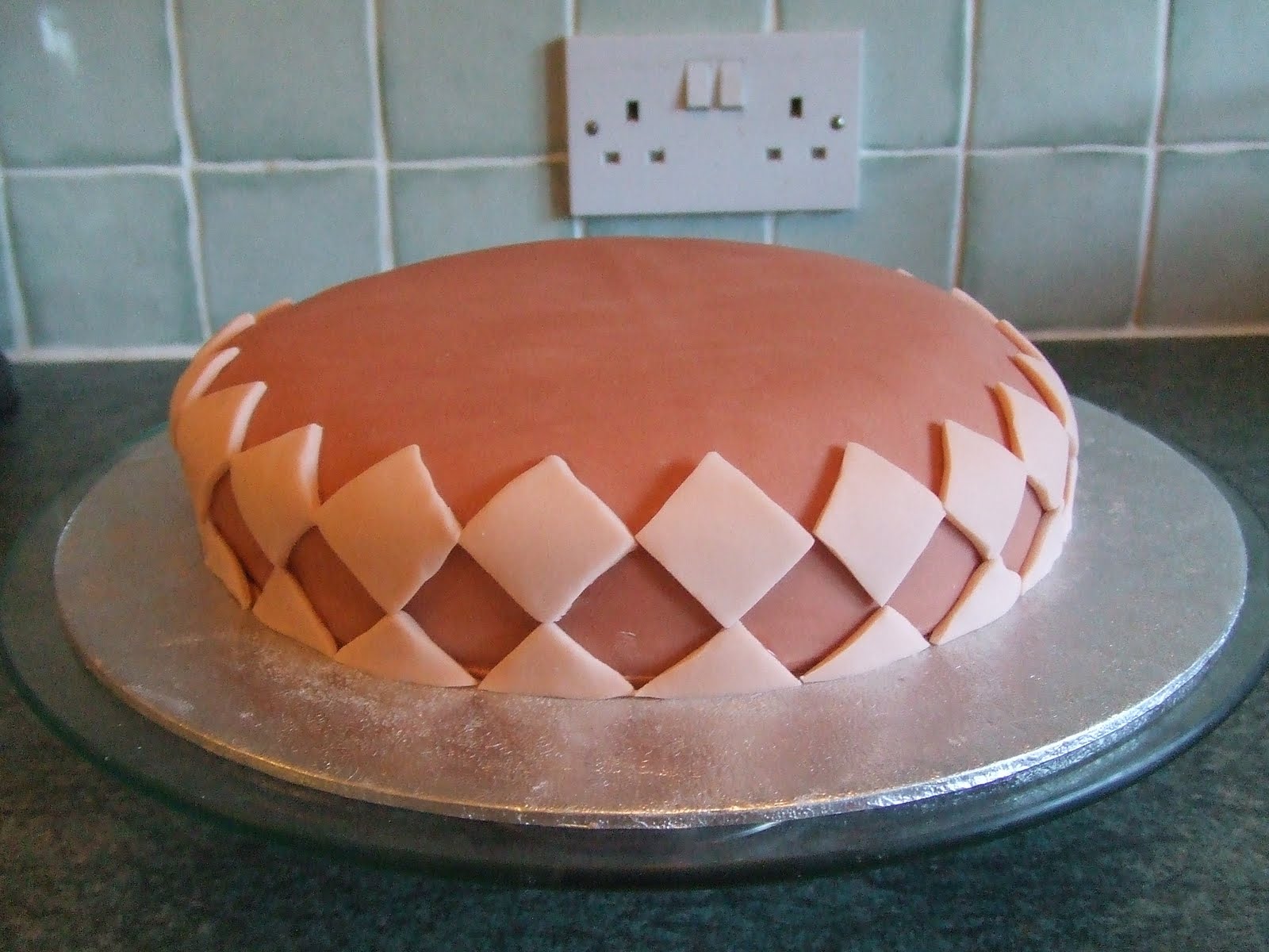 Super Fancy Fondant: Random cake-age