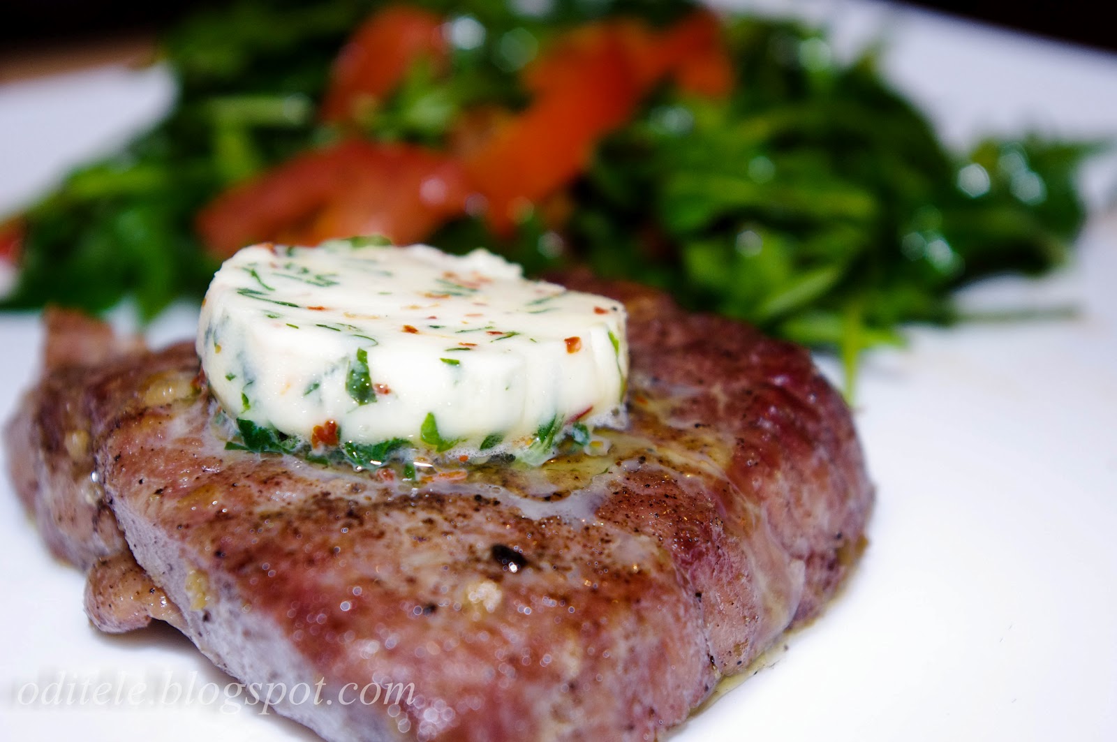 Oditėlės blogas: JAUTIENOS STEIKAS / DIDKEPSNIS*