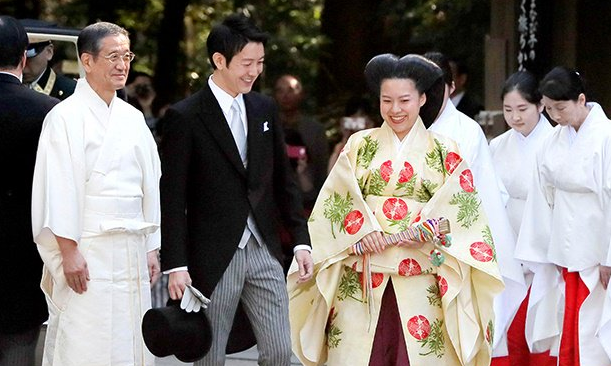 Japanese Princess Marries In Shrine Ceremony This Morning...