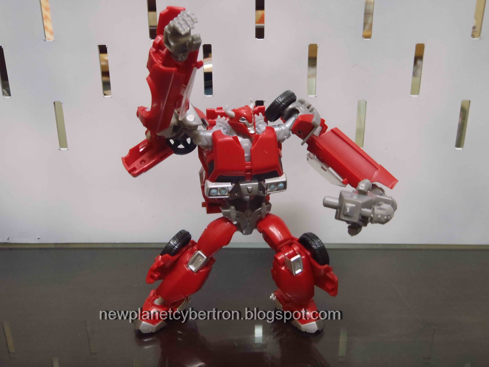 New Planet Cybertron: Transformers Review: Cliffjumper (Prime RiD Deluxe)