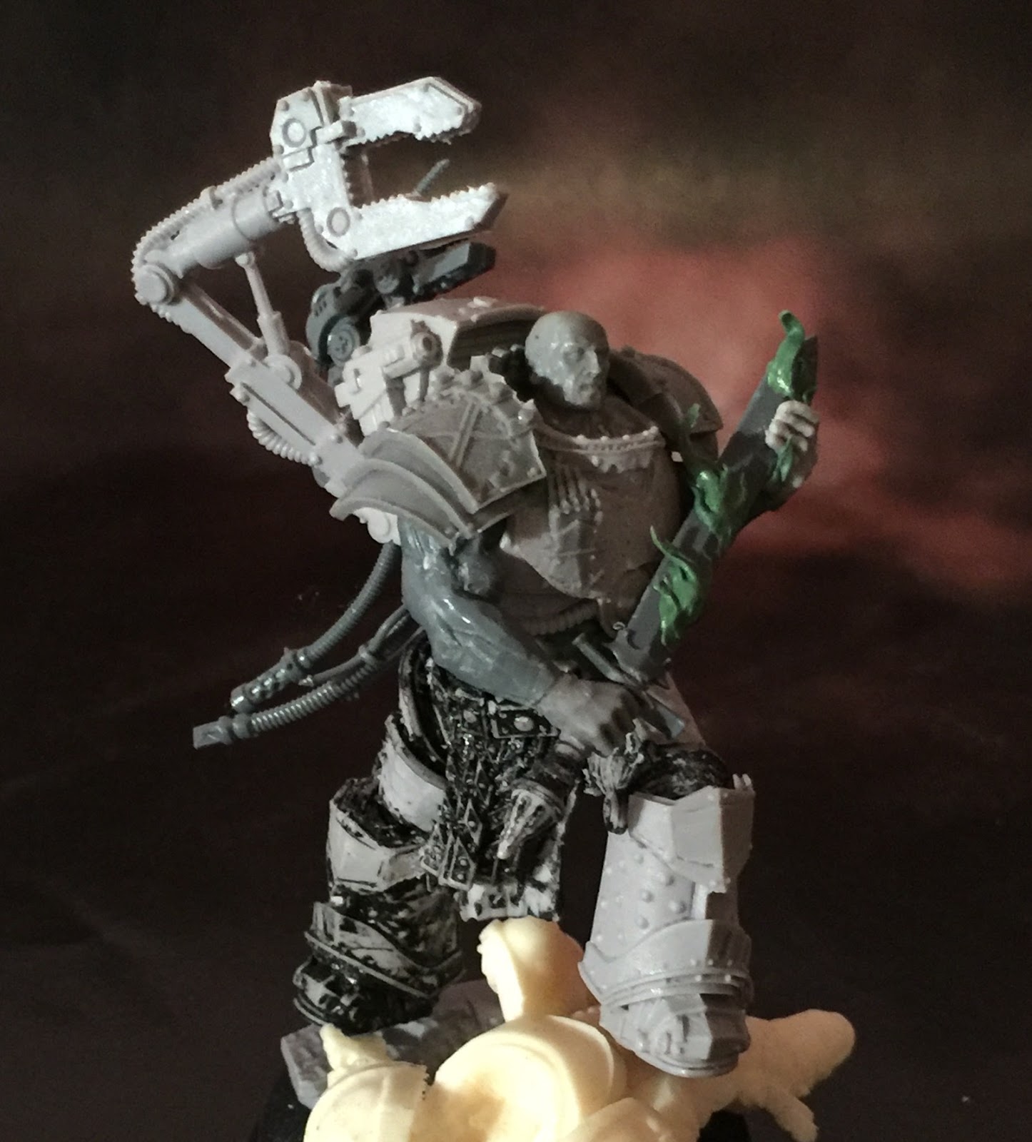 Death of a Rubricist: + inload: Ferrus Manus conversion and painting