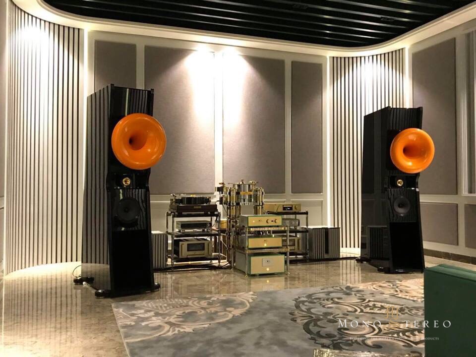 TriangleArt heaven! – M & S | Ultimate High-Fidelity