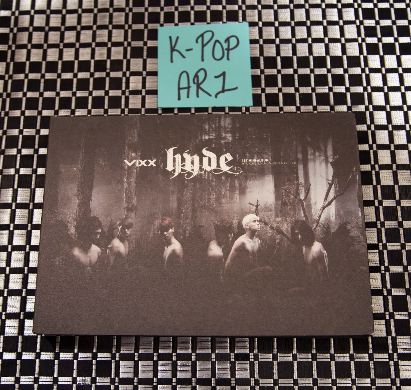 VIXX 1st Mini Album - Hyde