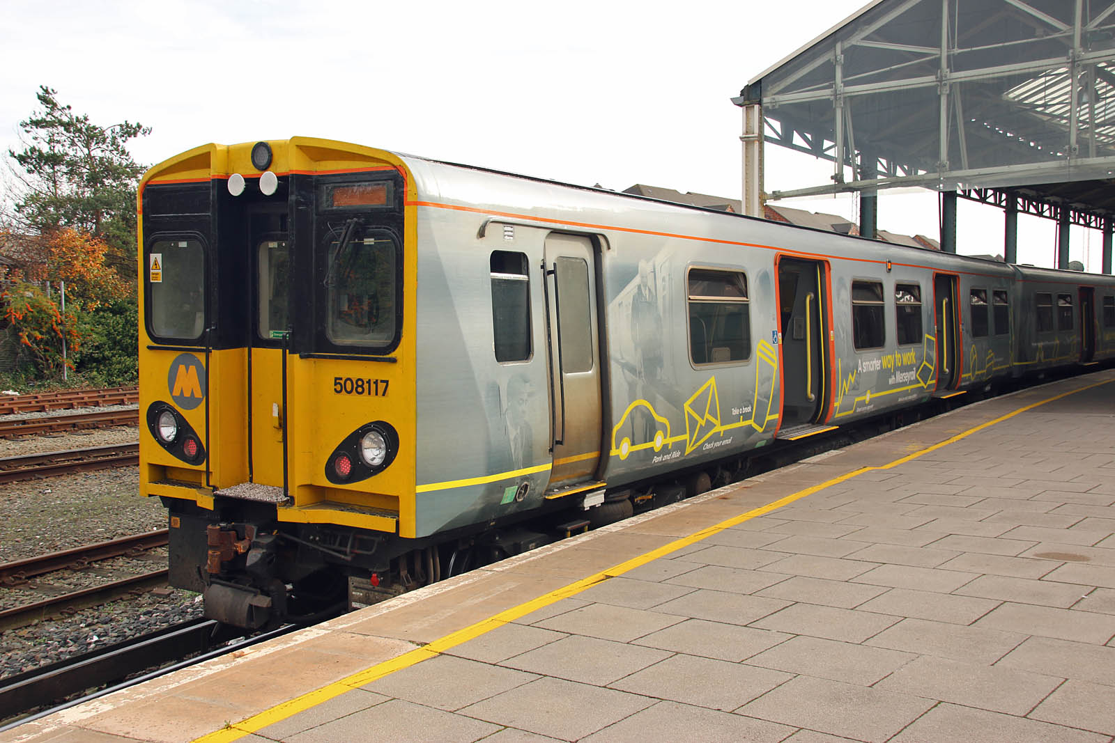 47s and other Classic Power at Southampton: Changes at Merseyrail ...